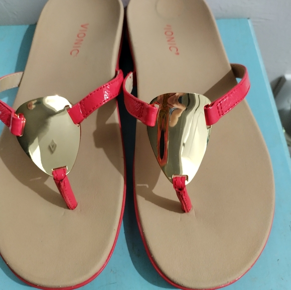 Vionic | Shoes | Vionic Leather Thong Sandals Raysa | Poshmark